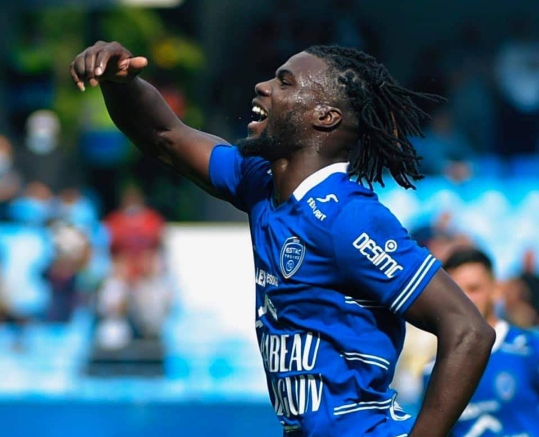 MAMA BALDÉ MARCA E TROYES VENCE STADE DE REIMS DE MORETO CASSAMÁ - FUT 245