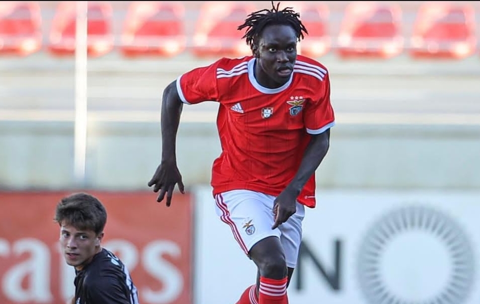 ALAMARA DJABI ESTREIA-SE A MARCAR PELOS SUB-19 DO BENFICA - FUT 245
